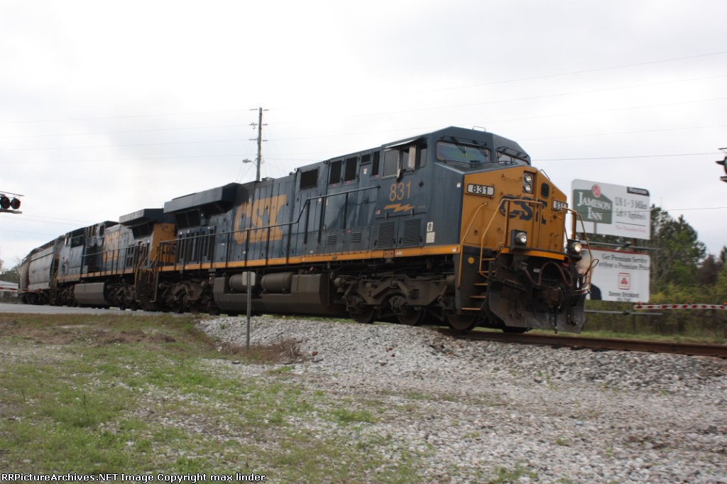 CSX 831